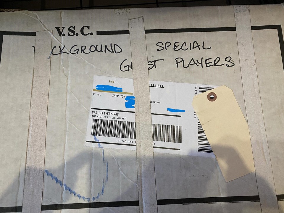 Babylon 5 Pak' Ma' Ra Ambassador Screen Used Gold Brooch Prop Costume ...