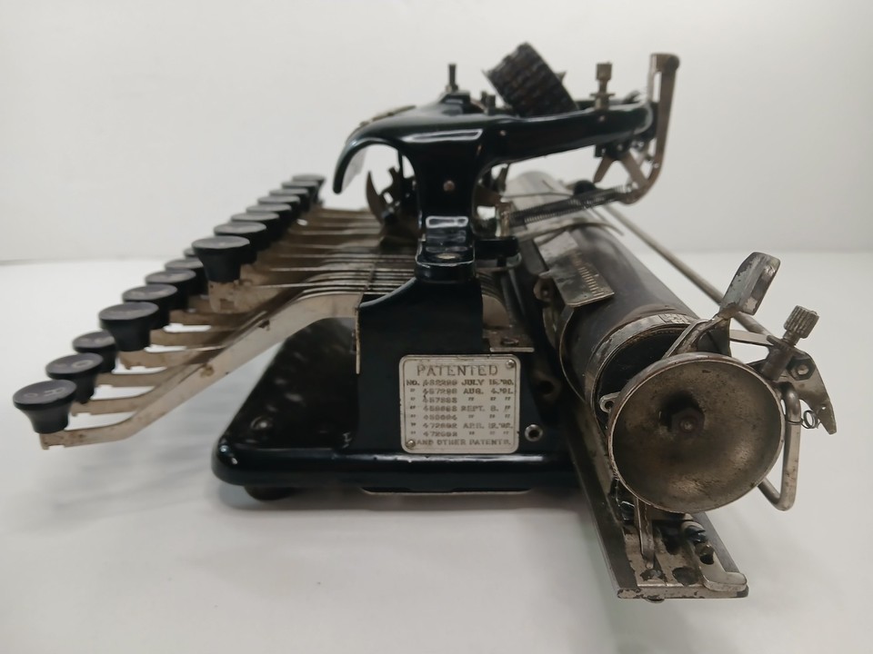 c.1893 No.5 Blickensderfer Typewriter Stamford CT w/ Original Oak Case ...