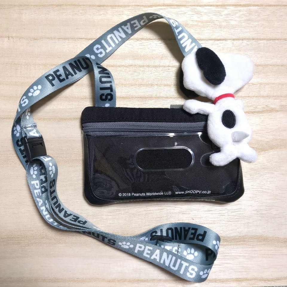 Universal USJ Snoopy Ticket Case Pouch Shoulder Bag with Camera Lens ...