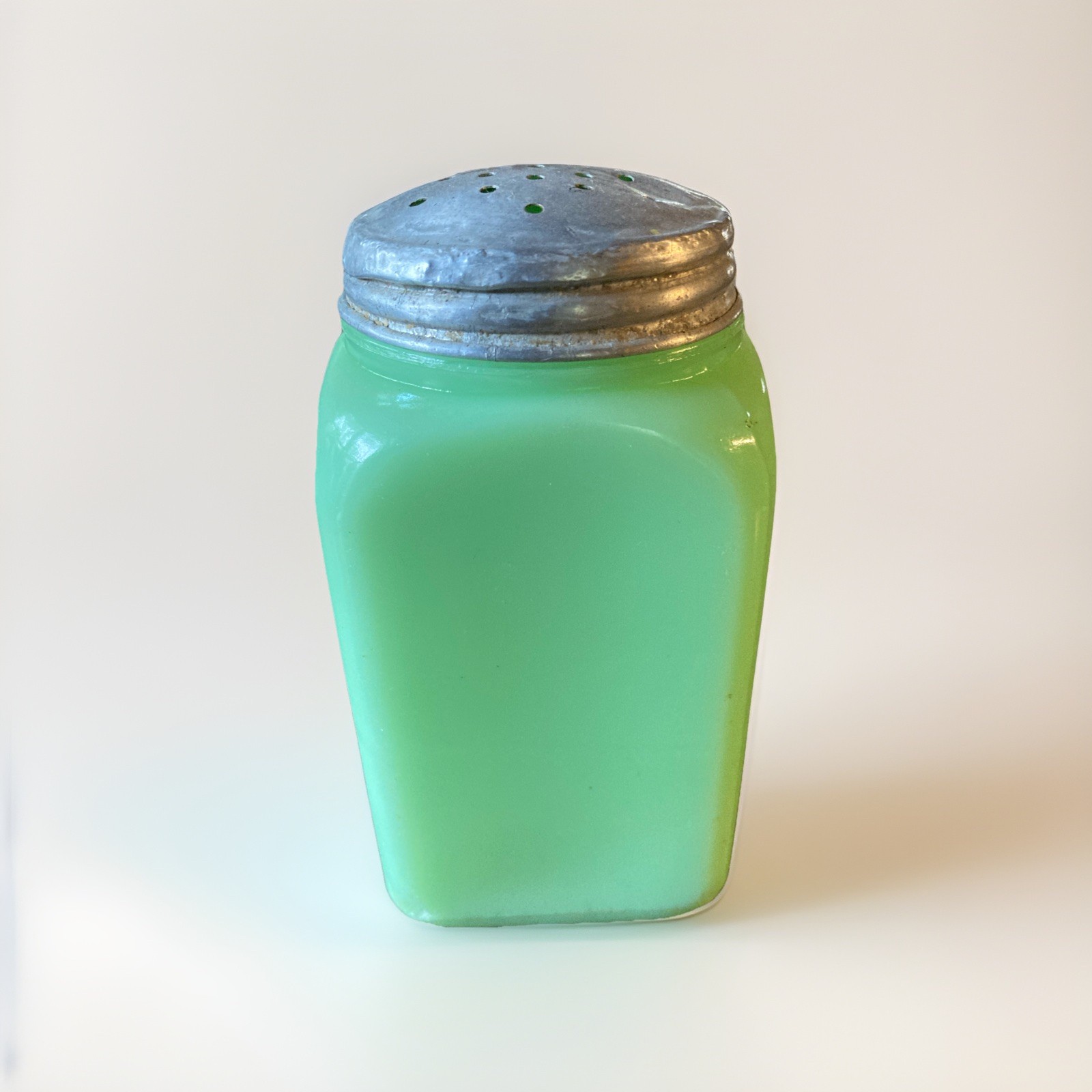 McKee Uranium Glass Jadite Jadeite Jade-ite Square Box Blank Tops Spice ...