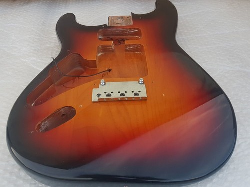 LEFT HAND STRAT BODY - NICE WOOD GRAIN | eBay