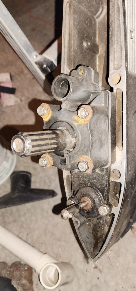 Force L-Drive Lower Unit Gear Case Complete 85 90 120HP 1989 1990 1991 ...