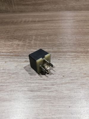 Chrysler Relay Control Module Unit 56006707 688320 | eBay UK