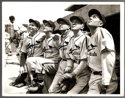MLB 1943 8x10 Cardinals Billy Southworth + 4 Players Wrigley Field ...