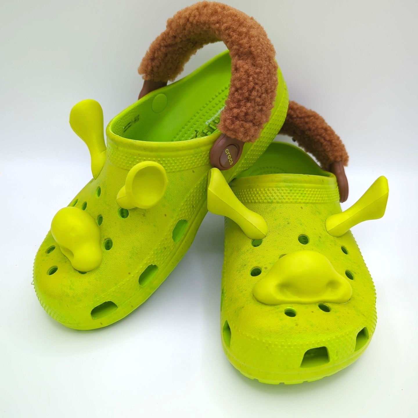 Crocs x Dreamworks ~Shrek Green Classic Clog Sandals~… - Gem