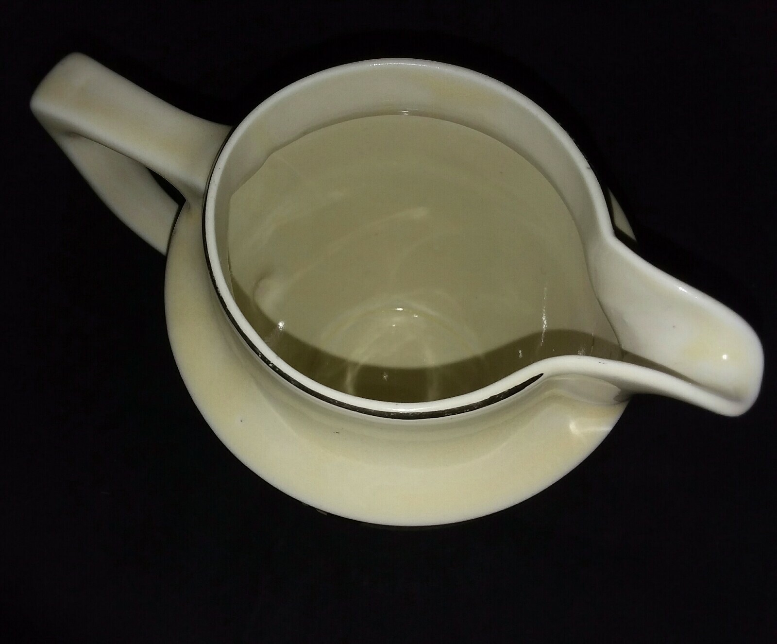 Halls Superior Silhouette Medallion Jug Pitcher Quality USA Kitchenware ...