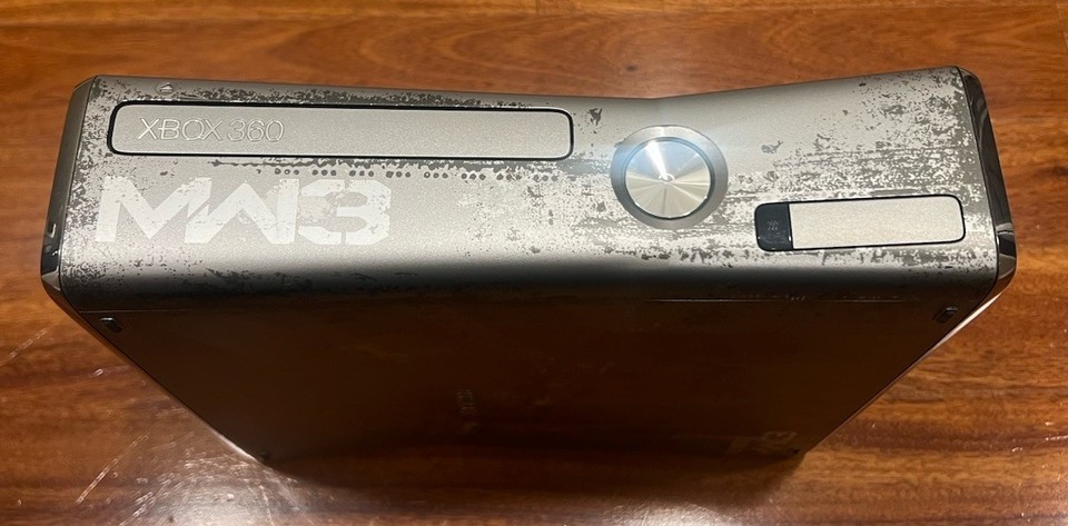 Xbox 360 S Call of Duty: Modern Warfare 3 MW3 Limited Edition Console ...