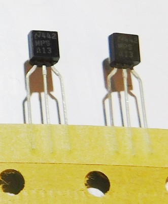 (x5) National Semi MPSA13 NPN Darlington Transistor, TO-92, Tape/Reel ...