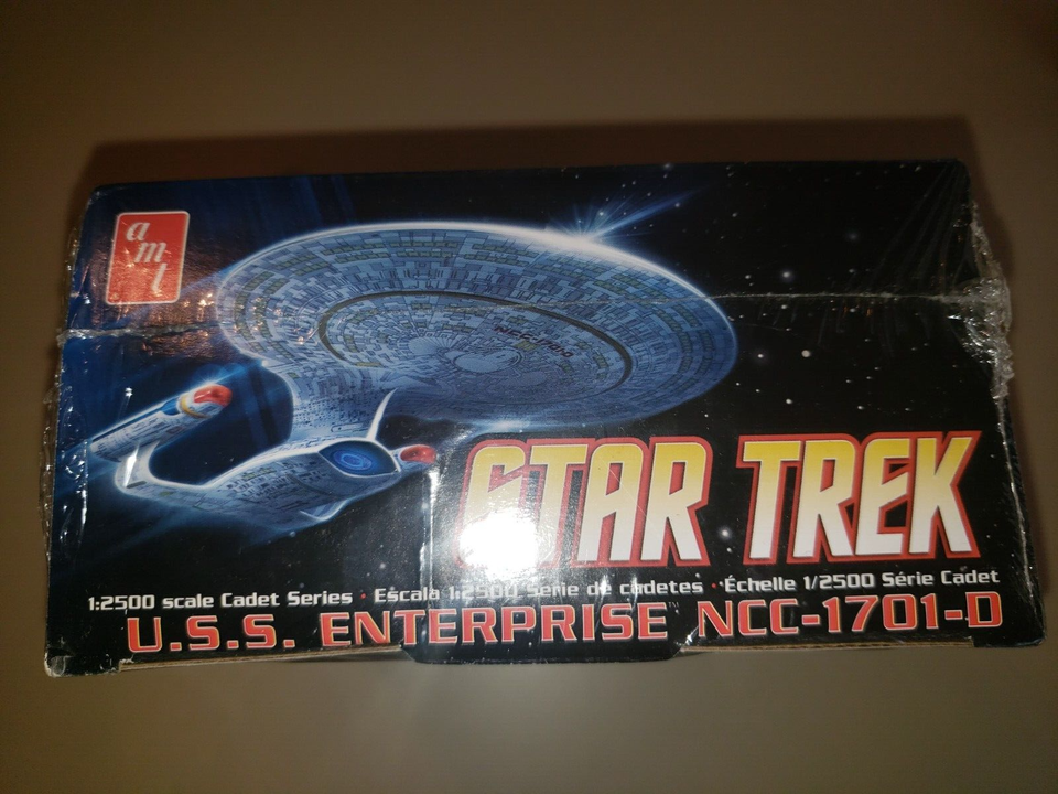 New 2012 AMT Star Trek U.S.S. Enterprise NCC-1701-D Model Kit (SEALED ...