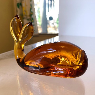 VTG PILGRIM ART GLASS AMBER WHALE FISH FIGURINE PAPERWEIGHT HAND BLOWN ...