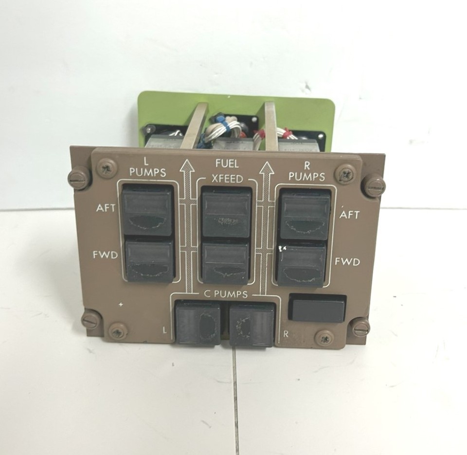 Boeing 767 Aircraft Fuel Pump Control Panel P/N 233N3206-3019UI | eBay