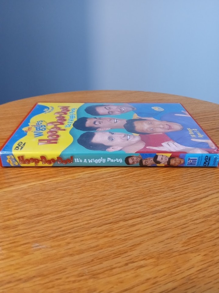 The Wiggles - Hoop-Dee-Doo! It's a Wiggly Party (DVD, 2002) - HIT ...