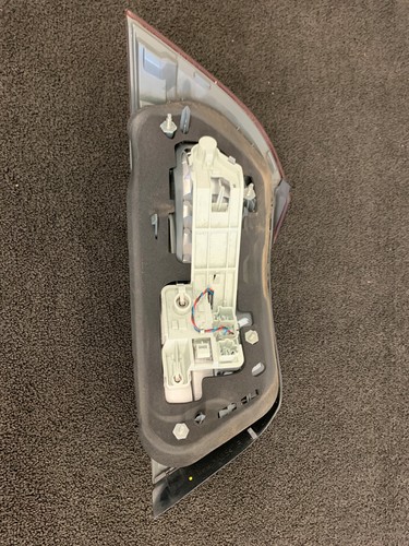 11-13 Volvo C70 Right Passenger side Rear Tail Light 31299415 | eBay