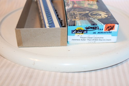HO Scale Playart, Japanese Bullet Train Locomotive # H603 Blue & Cream ...
