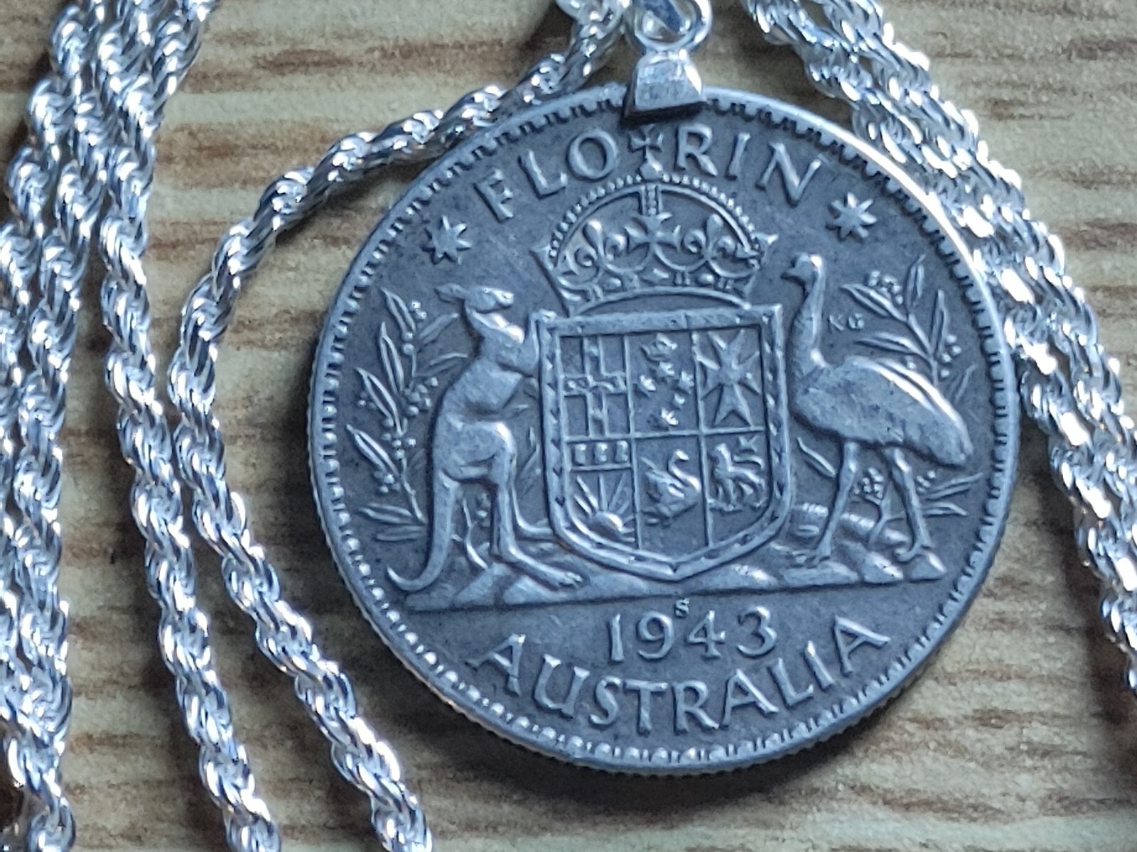 1943 Australia .925 Silver 🇦🇺 Kangaroo Florin Pendant 24' Silver Rope ...