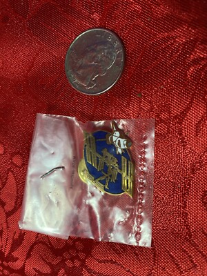 Vintage International Space Station / ISS NASA Lapel Pin Space Shuttle ...
