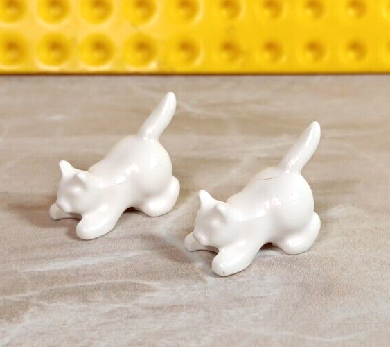 LEGO Minifigures Kitten Lot of 2 Solid White Playful Kitty Alley Cat ...