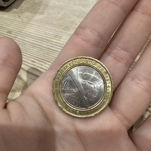 The First World War 2 Pound Coin 1914 - 1918 - 2016 edition £2 WW1 ...