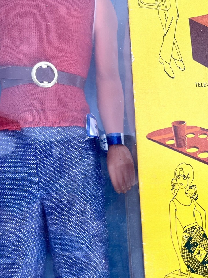 NRFB SEALED 1971 BUSY KEN WITH HOLDIN' HANDS BARBIE DOLL COMPLETE AND ...