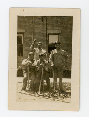 Snapshot Photo 1910 Road Workers Construction, Creeper in the Window | eBay