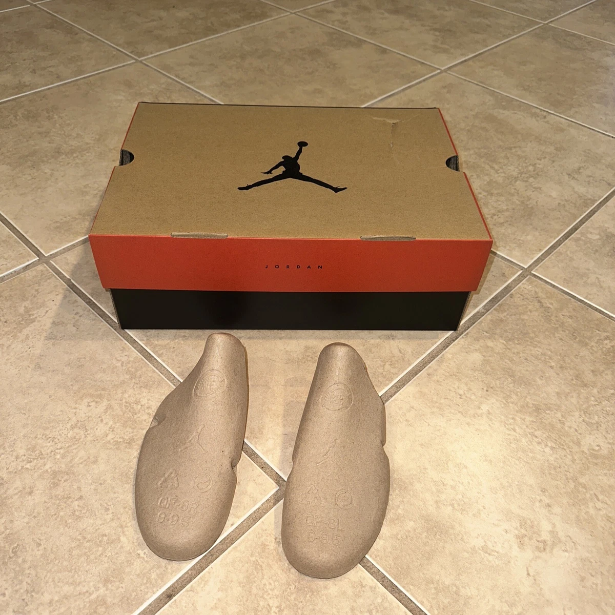 Jordan 12 Box