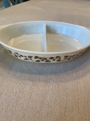 Vintage Pyrex Gold Leaf Divided Casserole Dish 1 1/2 Quart | eBay