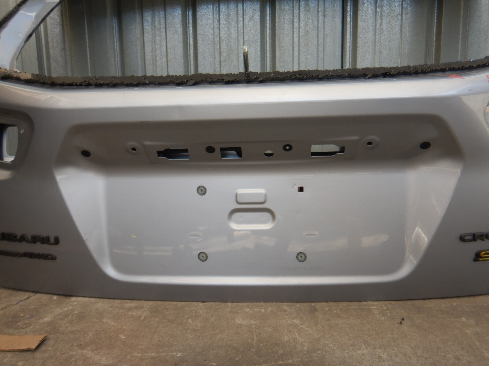 2018 2019 SUBARU XV CROSSTREK TAIL GATE LIFTGATE OEM | eBay