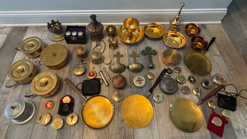 LOT CONTAINING 56 ANTIQUE & VINTAGE CATHOLIC CHURCH ALTAR & PRIESTS ...