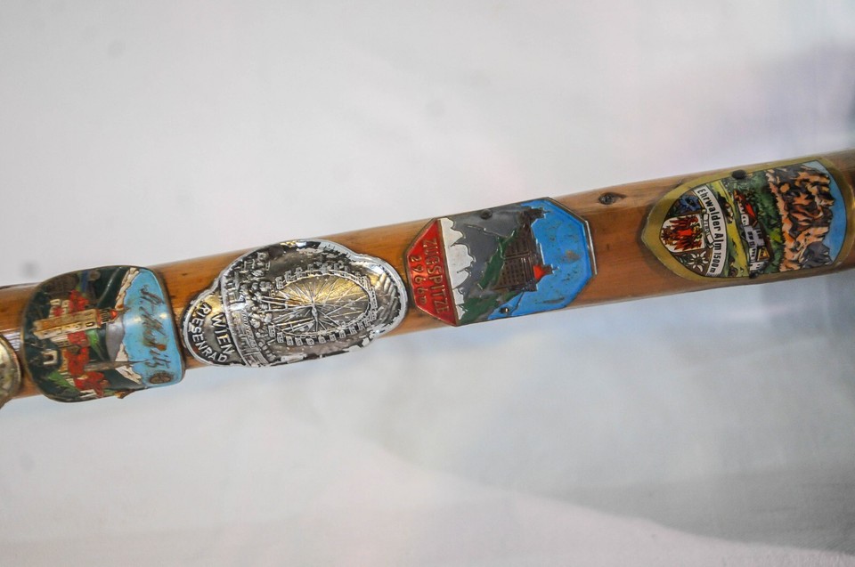 German Hiking Stick Walking Cane 12 Medals Badges Travel Germany EUC | eBay