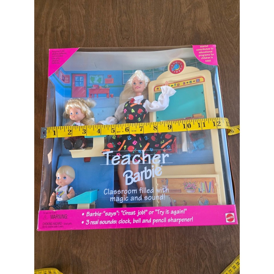 Teacher Barbie Doll Set Mattel Classroom Filled with Magic and Sound ...