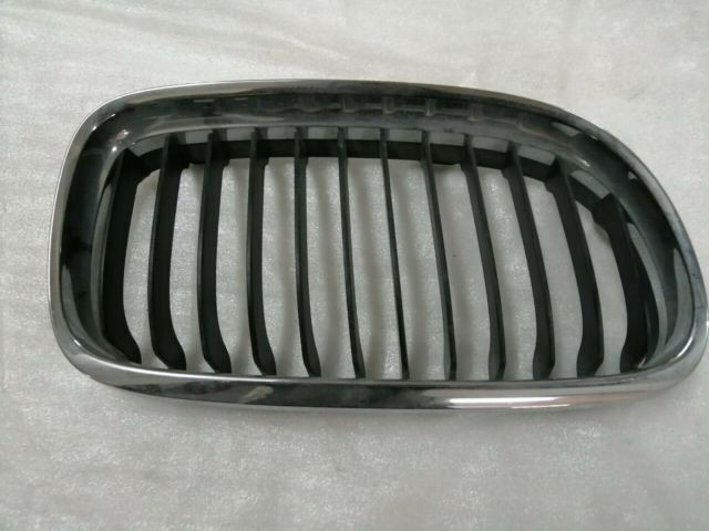 BMW 3 Series Front Right Grill Grille Kidney Chrome 51137201968 OEM OE ...