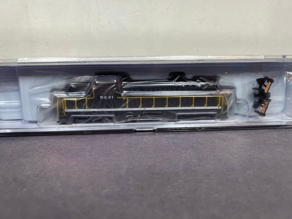 Walthers N RS2 NYC #8221 920-80085 1:160 N Scale Locomotive Train | eBay