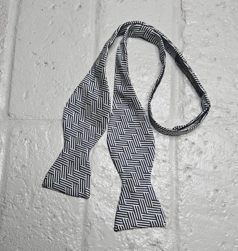 Brooks Brothers 100% Silk Bow Tie Blue White Geometric Adjustable Made ...