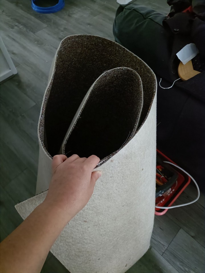 Almond Brown Cheap Carpet Roll End Heather Twist 5m Wide Felt Back ...