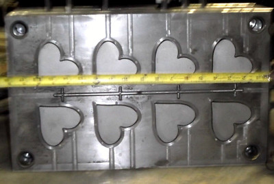 8-CAV PLASTIC INJECTION MOLD- HEART SHAPED COOKIE CUTTERS- FREE FREIGHT ...