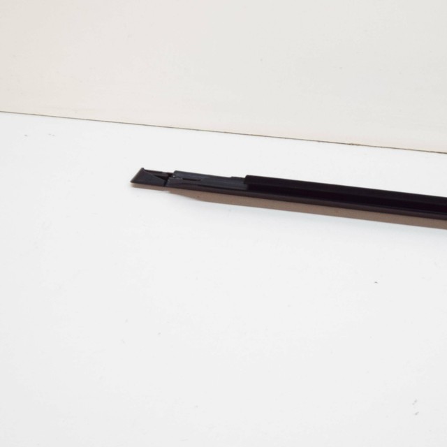 Genuine Rear Right Sealing Rail Outside MERCEDES W204 2047354065 for ...