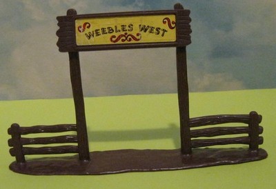 Vintage Weebles Wobble 1970s Hasbro WEST RANCH TOWN~Brown ENTRY GATE ...
