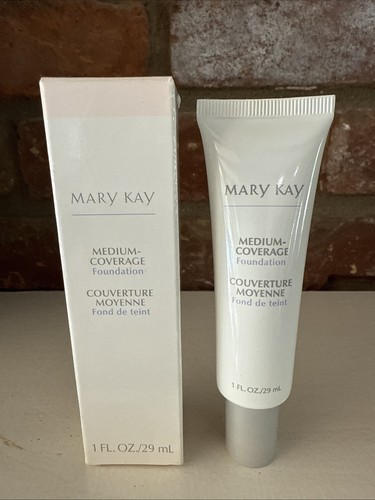 MARY KAY Medium Coverage Foundation Beige 300 Liquid 1oz 355800 NEW ...