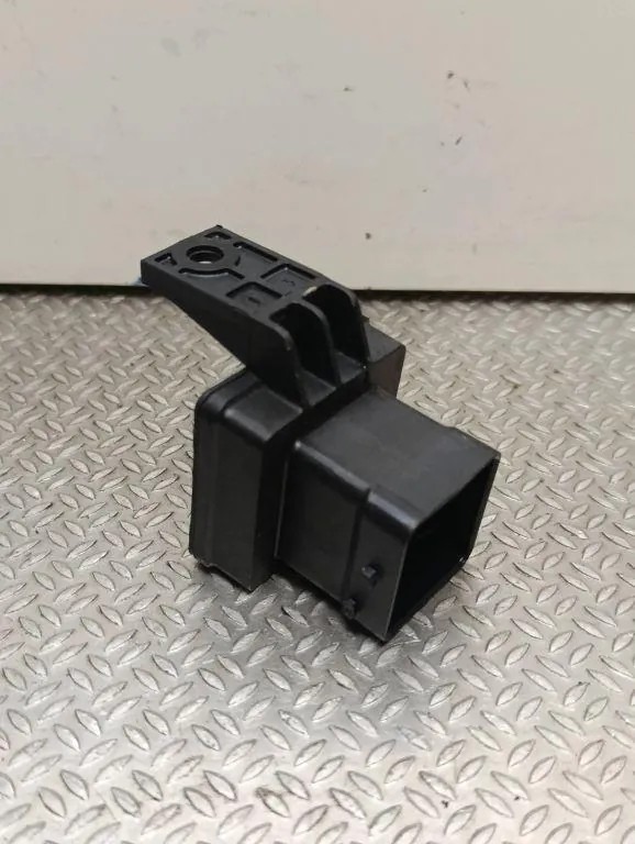 RENAULT MASTER III Furgon FV Spark Glow Plug 110675590R 001047422 2.30 ...