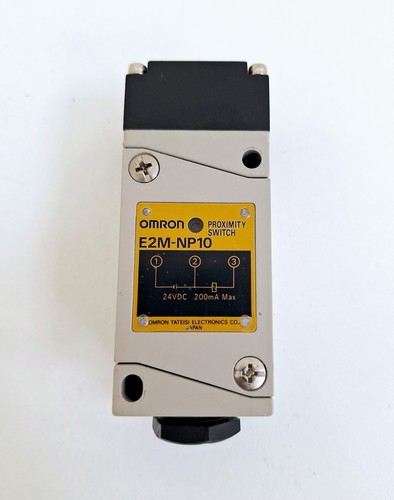 Omron E2M-NP10 Proximity Switch 24VDC 200mA | eBay