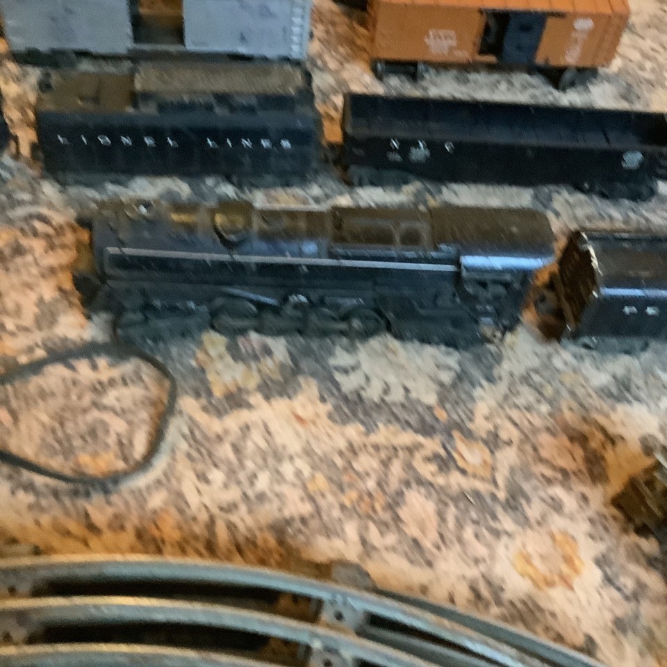 Lionel Train Set 1940s 1950s Vintage Trains Tracks Accessories Lot ...