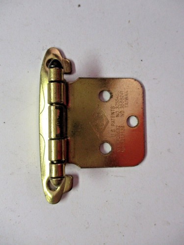 USIP Taiwan Cabinet Door Hinge 1 Bright Brass Self Close Variable O'lay ...