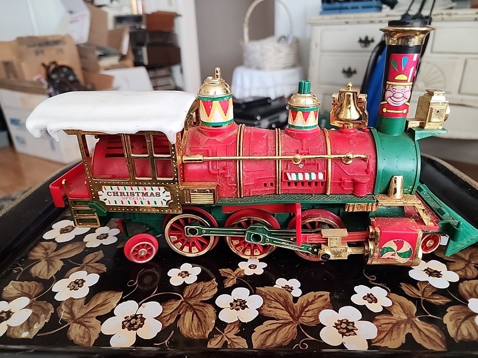 New Bright Holiday Christmas Express Elf Train Locomotive 1986 | eBay