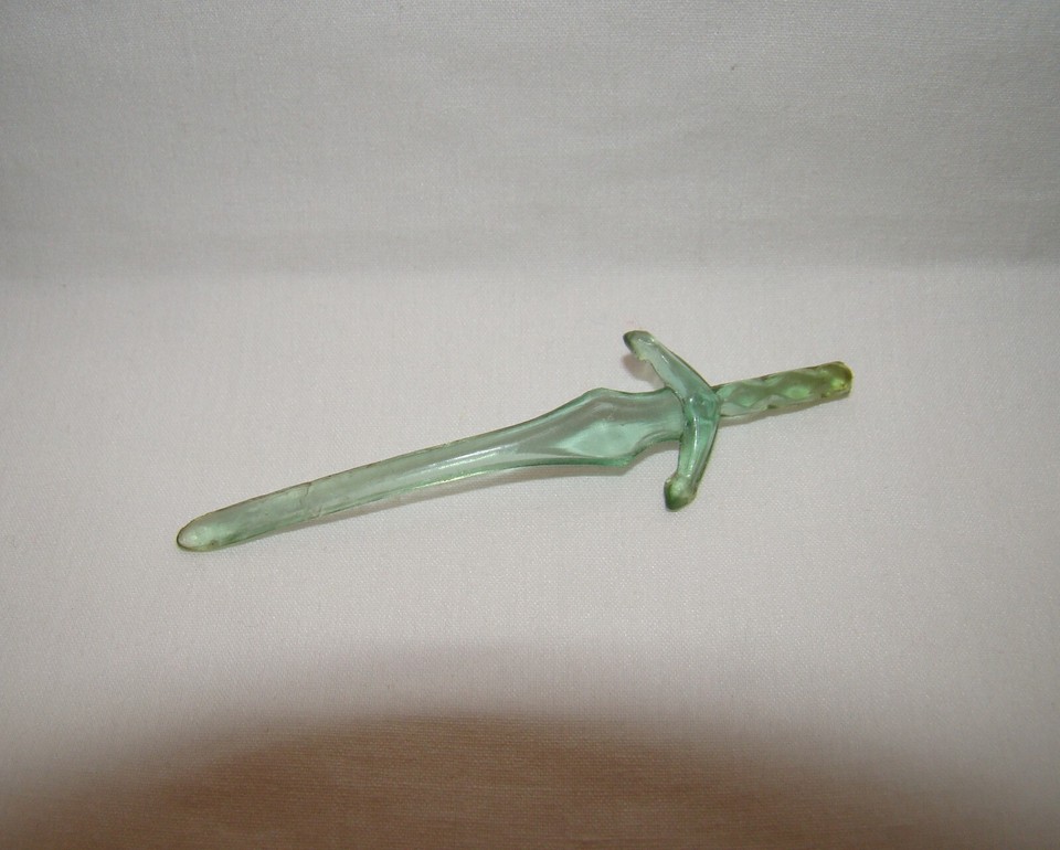 VINTAGE CRYSTAR ~ SWORD ~ CRYSTAL WARRIOR WEAPON REMCO CATAPULT BATTLE SET (B) | eBay