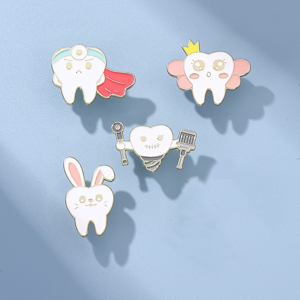 Long-lasting Brooch Pin Cartoon Design Brooch Tooth Shape Enamel for ...