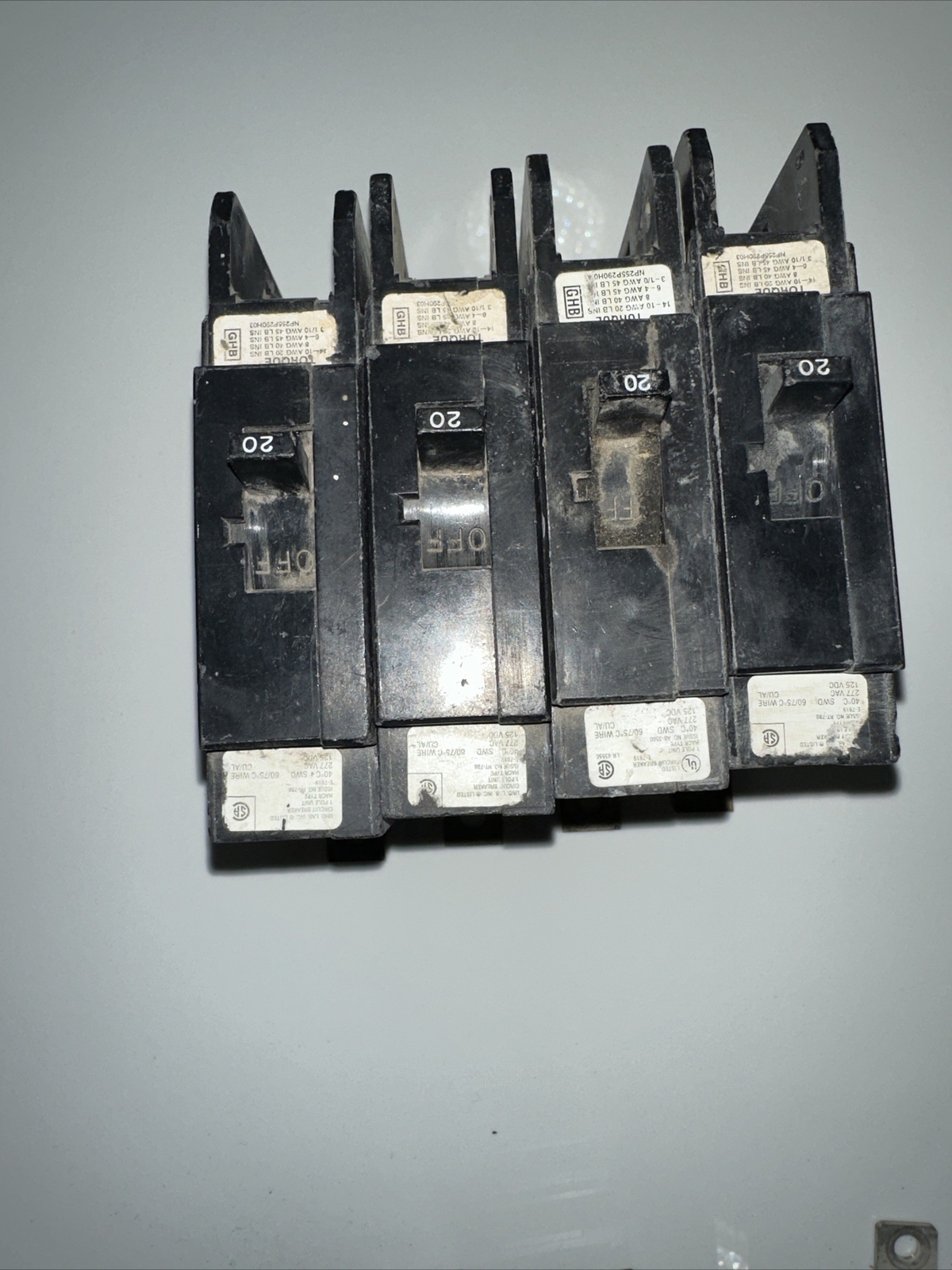 Eaton GHB1020 Circuit Breaker | eBay