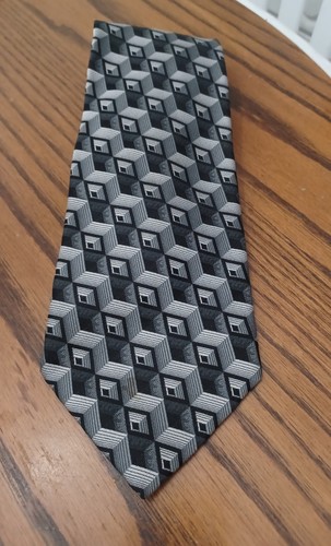 DeSantis Collection Men's 100% Silk Tie Black/Gray Geometric Made in ...