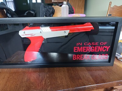 Nintendo Zapper Gun Video Game Arcade Room Display | eBay