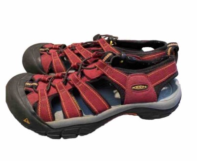 KEEN Sandals Size M7, W8 - 8.5 Unisex hiking, river, outdoor, Beet Red ...