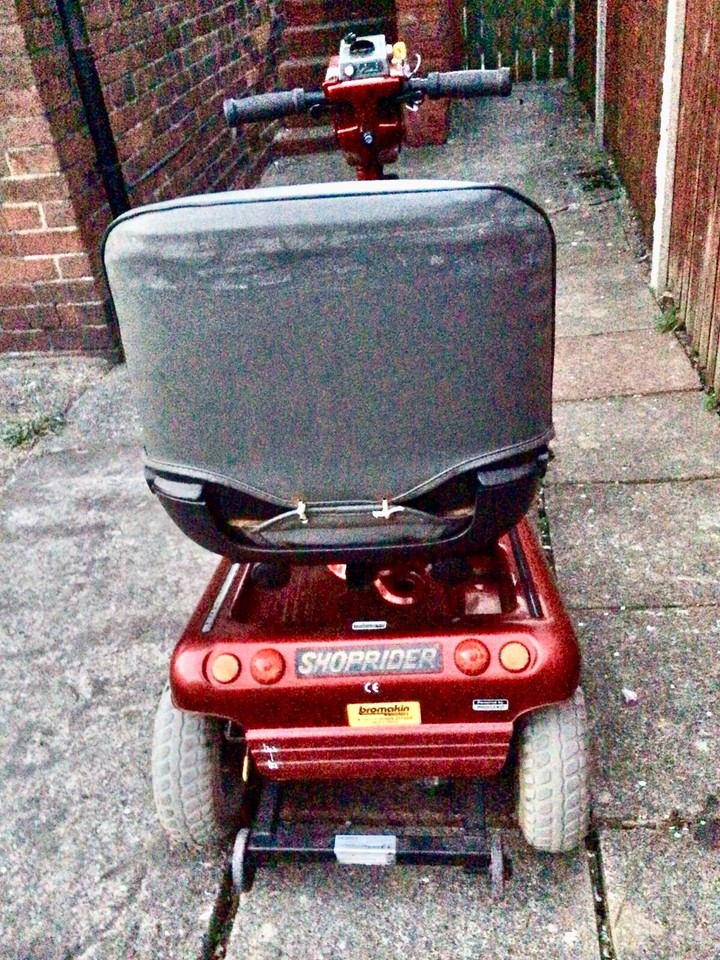 Shoprider Sovereign mobility Scooter, excellent condition ,very clean ...